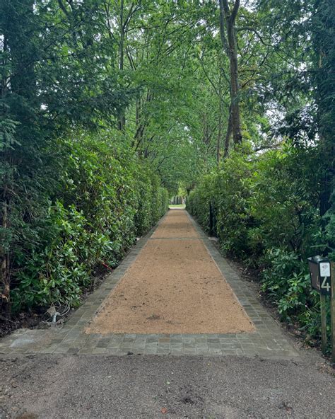 Oprijlaan In Dolomiet En Outdoor Landscape Lambrechts Facebook