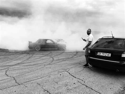 Любов която убива Това е любовта към адреналина от високите скорости Но границата между това