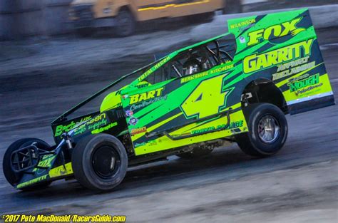 Andy Bachetti ‘hustles Woodhull Raceway High Banks For 5300 Ssts