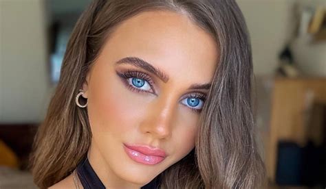 Isabella Leeb Bio Age Height Models Biography