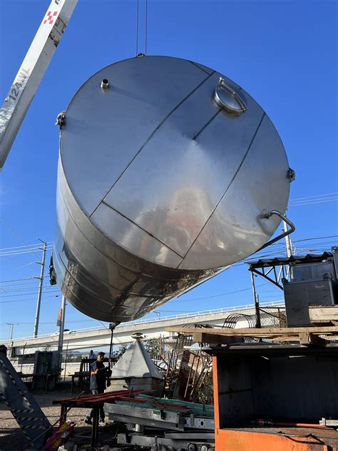 Fabricacion Tanque De 47 800 Litros En Acero Inoxidable Maquinet