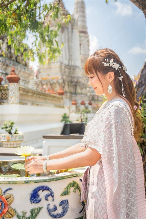 Premium Photo Young Woman Wearing Traditional Thai Dress With