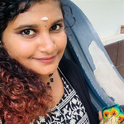 ☼︎आदि☼︎ Adithyaa • Threads Say More