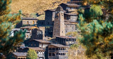 ფოტოები რომელებიც გასაოცარ შემოდგომის თუშეთში გამოგზაურებთ ნახეთ კადრები Travel Man ის