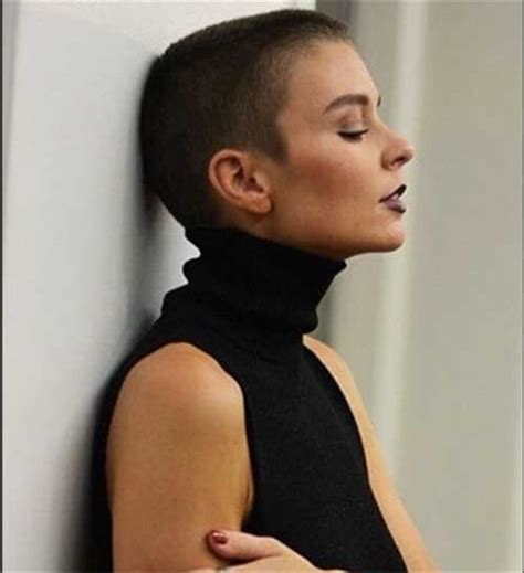 Short Hairstyles And Haircuts Can Also Be Amazing