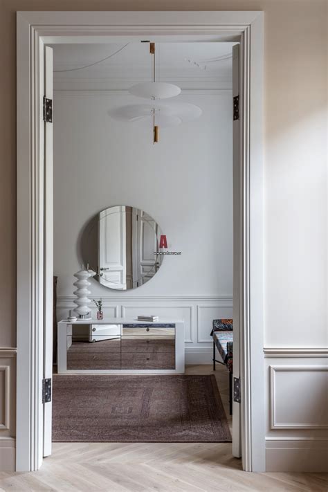 Фото интерьера спальни квартиры в стиле неоклассика