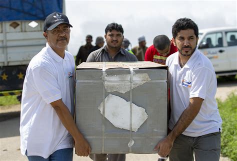 Csr Key Initiatives Mekunu Cyclone Relief Campaign En Omantel