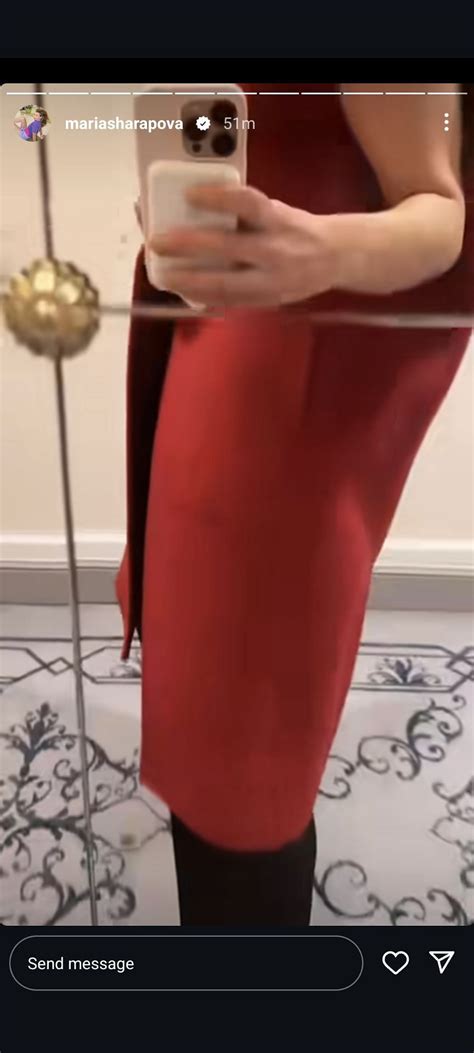 In Pictures Maria Sharapova Dazzles In Chic Red And Black Ensemble As