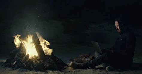 Keanu Reeves Tearfully Shows How To Build A Website In Bizarre New