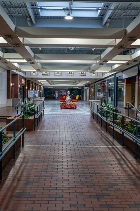 Eastfield Mall Nostalgia Old Photos Video Tour Of Closing Springfield