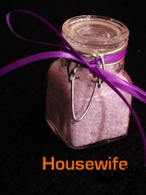 How To Make Your Own Bath Salts Housewife Eclectic