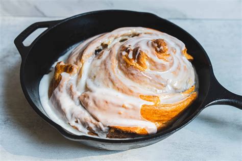 Easy Giant Cinnamon Roll Big Recipe