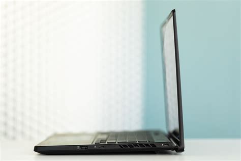 Asus Rog Zephyrus M Review Overpriced And Underpowered The Verge