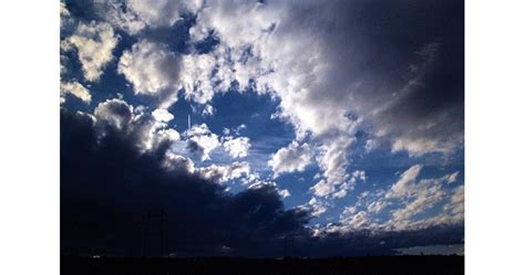 Слънчево облаци следобед Български Фермер