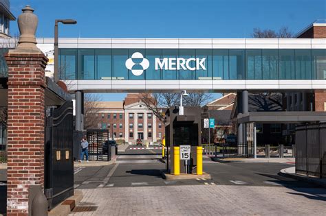 New Version Of Mercks Blockbuster Cancer Drug Threatened By Patent Battle