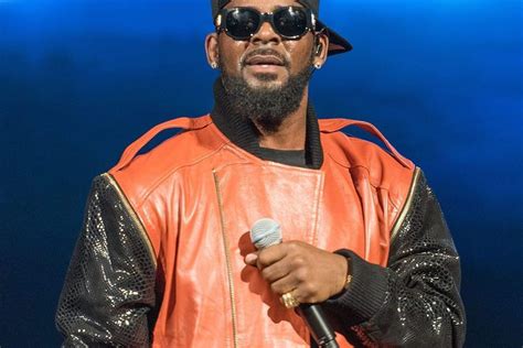 Surviving R Kelly Review Lifetime Documentary An Uneasy Must Watch