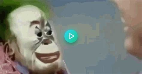 Me Watching As These Clown Ass Streamers Make My Free Entertainment R