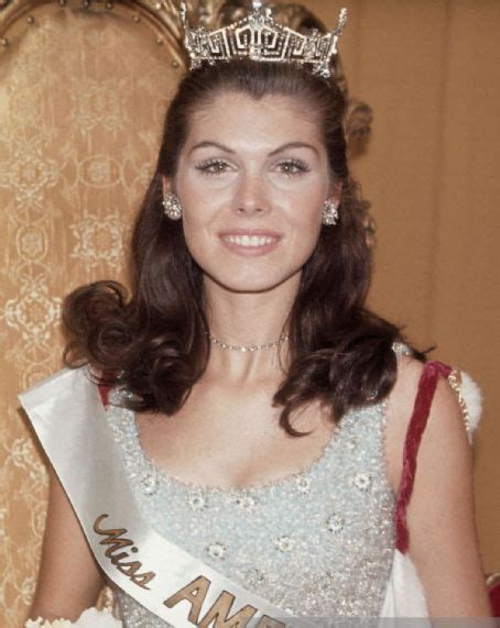 Laurel Schaefer Photos News And Videos Trivia And Quotes Famousfix