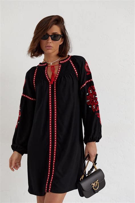 ᐉ Сукня вишиванка з візерунками гладдю на рукавах S Чорний 11092209 • Краща ціна в Києві