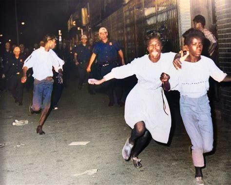 Terrified Girls Flee Police During Race Riot In Bedford St Flickr