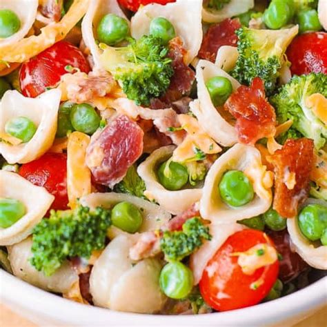 Broccoli Bacon Ranch Pasta Salad With Cherry Tomatoes Sweet Peas