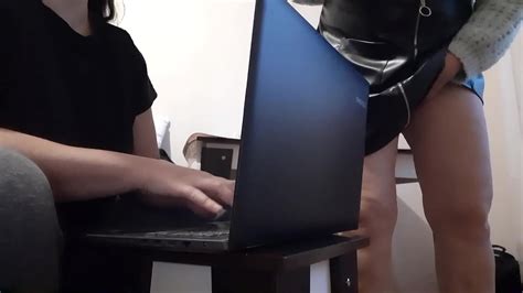 While My Secretary Is Typing A Report In The Officeand I Am Masturbating Next To Her Xnxx Com