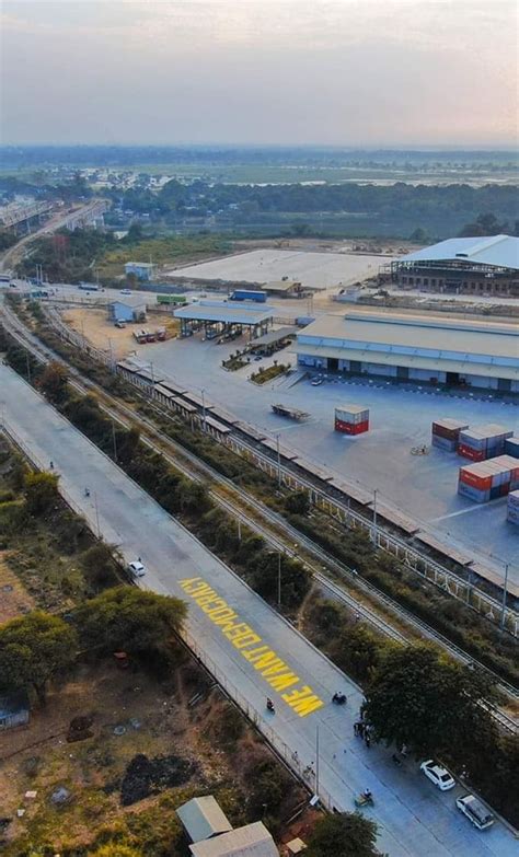 မြစ်ငယ်နှင့် အနီးတစ်ဝိုက် အရောင်း အဝယ်များ 🚩 မြစ်ငယ်မြို့နယ်တွင်