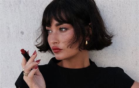 3 трендові стрижки 2025 року які легко піддаються укладці Читайте на Ukr Net