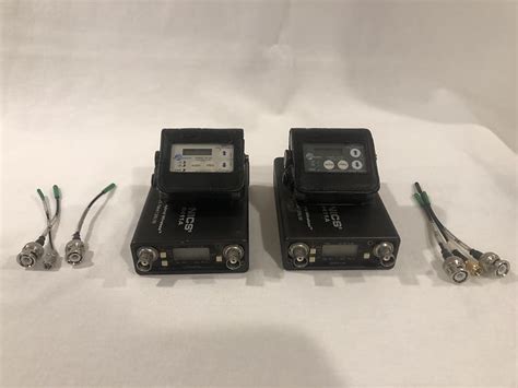 Lectrosonics Two Block 25 411A SMQV Sets Reverb