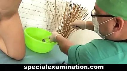 完整的妇科检查 xHamster