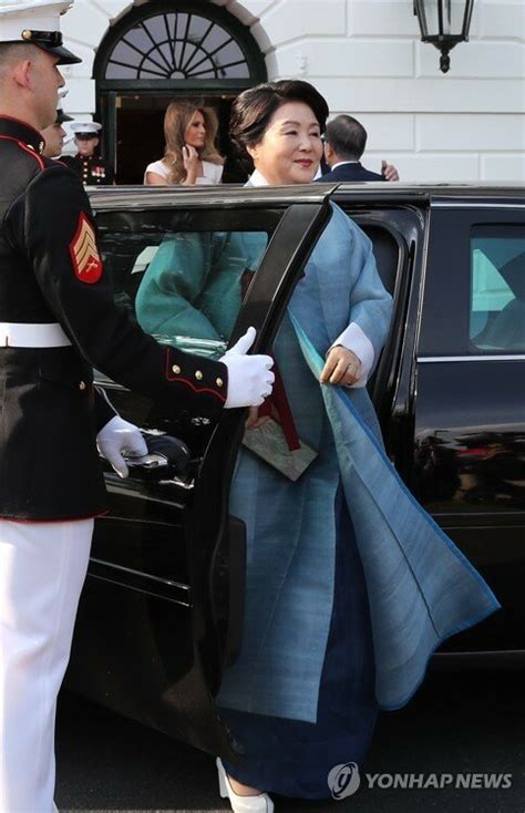 아아 여사님의 패션