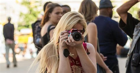 Chicas Sexys En La Calle Mujeres Bellas En La Calle