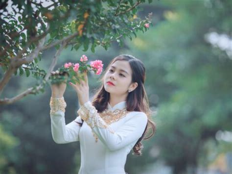 What Is The Difference Between Cute Pretty And Gorgeous Answered