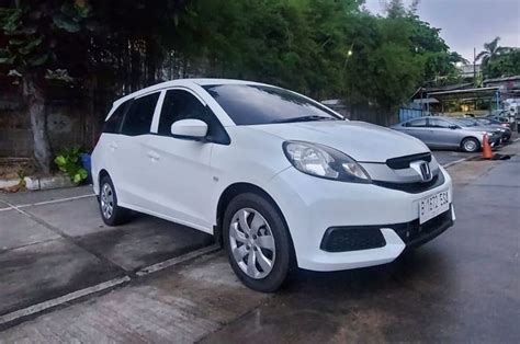 Puluhan Honda Mobilio Eks Taksi Siap Dijual Tahun 2015 Harga Mulai Rp