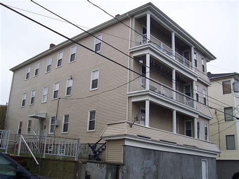 66 Pitman St Unit 3f Fall River Ma 02723 Room For Rent In Fall River Ma
