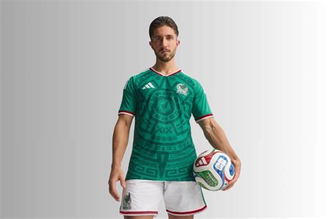 Presentan El Uniforme Que Usará La Selección Mexicana En La Copa Del