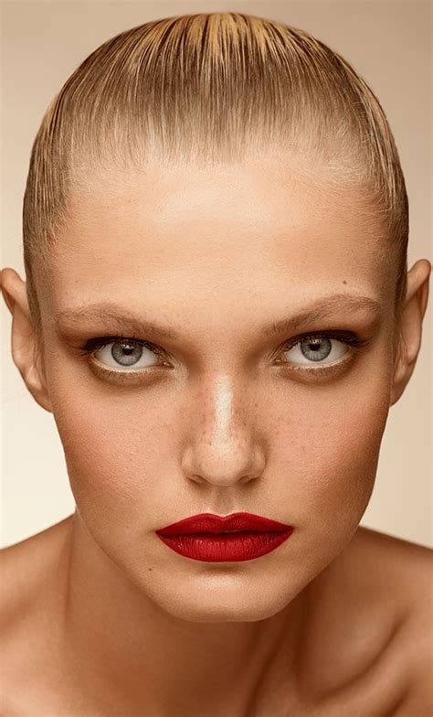 Iryna Rozhyk For Q Studio By Ivan Genasi Metro Models