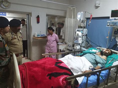 Aditya Raj Kaul on Twitter: "J&K DGP Dilbag Singh interacts with Mr ...