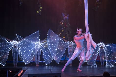 Pictures The Cirks Worlds Away A Spectacular Showcase Of Circus Arts