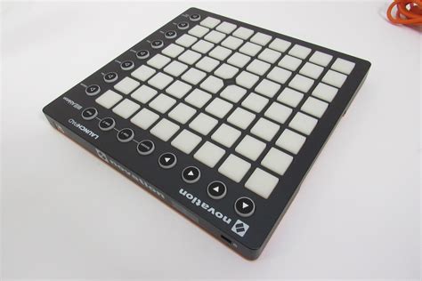 Novation Launchpad Fffa001241 01 Midi Grid Controller