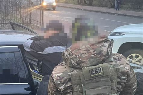 СБУ затримала посадовця Міноборони якого підозрюють у розкраданні 1 5 млрд грн Главком