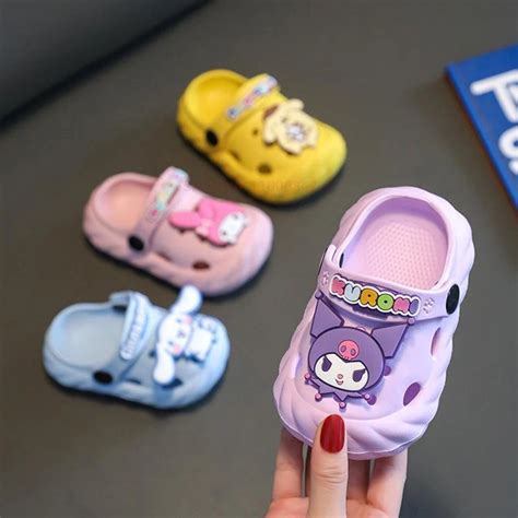 산리오 카와이 어린이 여름 슬리퍼 시나모롤 쿠로미 마이 멜로디 동굴 구멍 샌들 소년 소녀 비치 슬리퍼 신발 선물