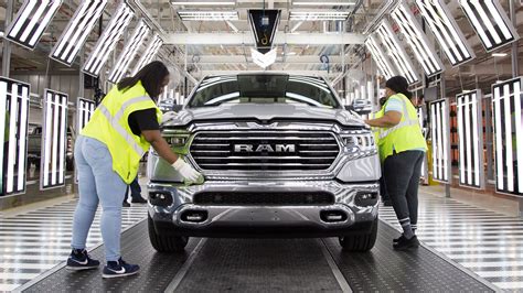 Fca Shuts Down Its Sterling Heights Assembly Plant Which Builds The