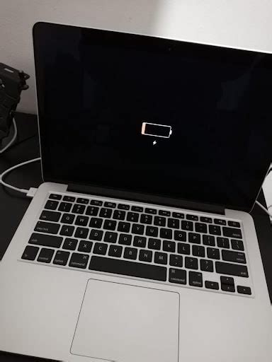 Macbook Air Pro Wont Turn On Black Screen How To Fix It