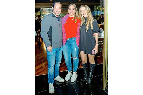 Aficionados Celebran El Podio Del Piloto Mexicano Sergio Pérez Elnorte