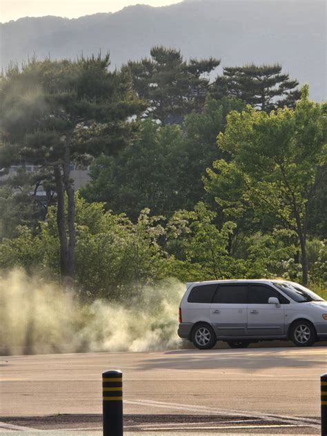 휴게소 자동차 매연 이거 뭐임 유머움짤이슈 에펨코리아