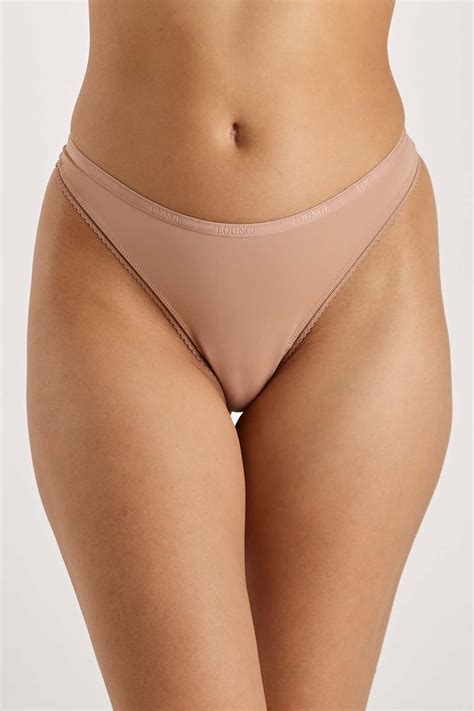 Nude Thongs And G Strings Invisible Thongs Lounge