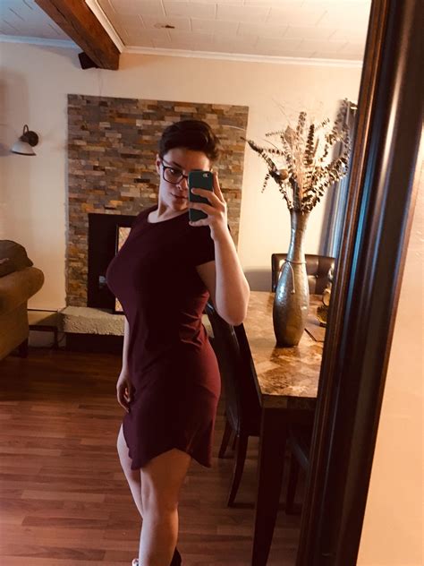 Short Hair Is Really Doing It For Me😝 R Shorthairedhotties
