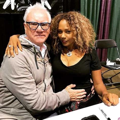 Wedding Rachel True Husband 60 Photos