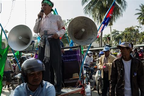 At Least 3 Dead After Cambodian Security Forces Fire At Protests Cnn
